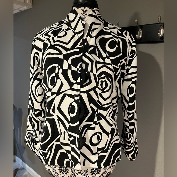 Jackets & Coats | Black And White Geometric Print Jacket | Poshmark